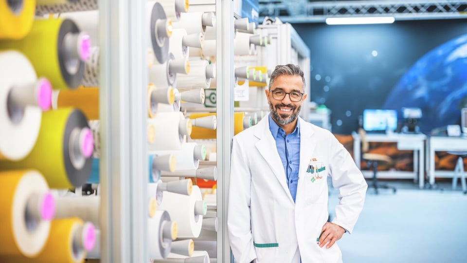 Innovative Adhesive Bonding Solutions | Smart Applications | Lohmann