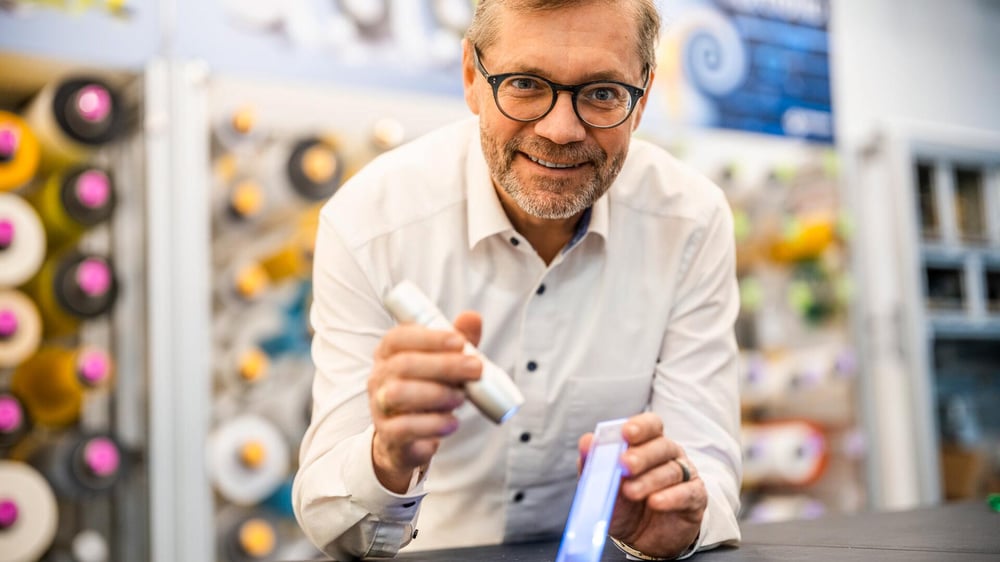 Debonding on Demand Solutions | Sustainable Adhesives for Your Needs ...